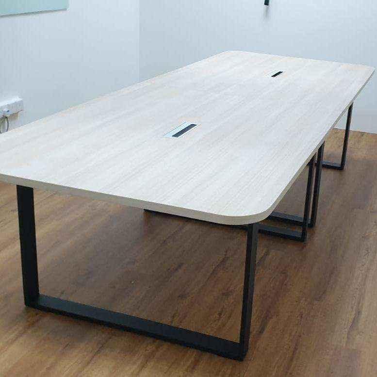 Meeting & Conference Tables For Office Singapore | MyDesk.sg